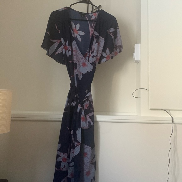Halogen | Dresses | Halogen Flower Wrap Dress | Poshmark